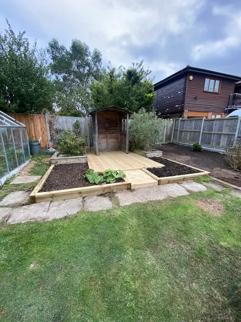 Decking | Smart Gardens